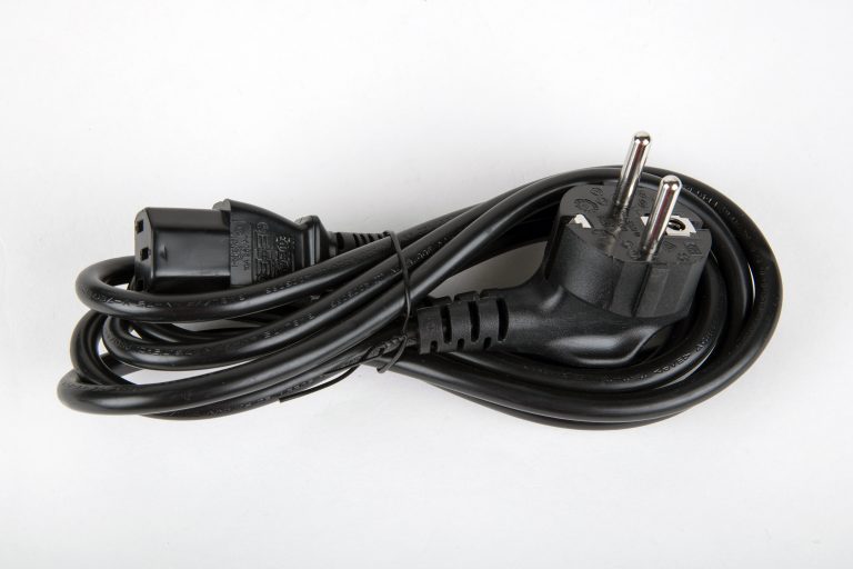 Mains lead Shuko plug to IEC - Kenton Electronics