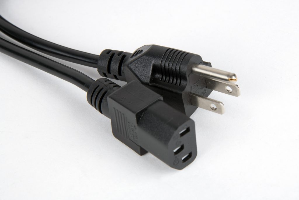 Mains lead USA plug to IEC - Kenton Electronics